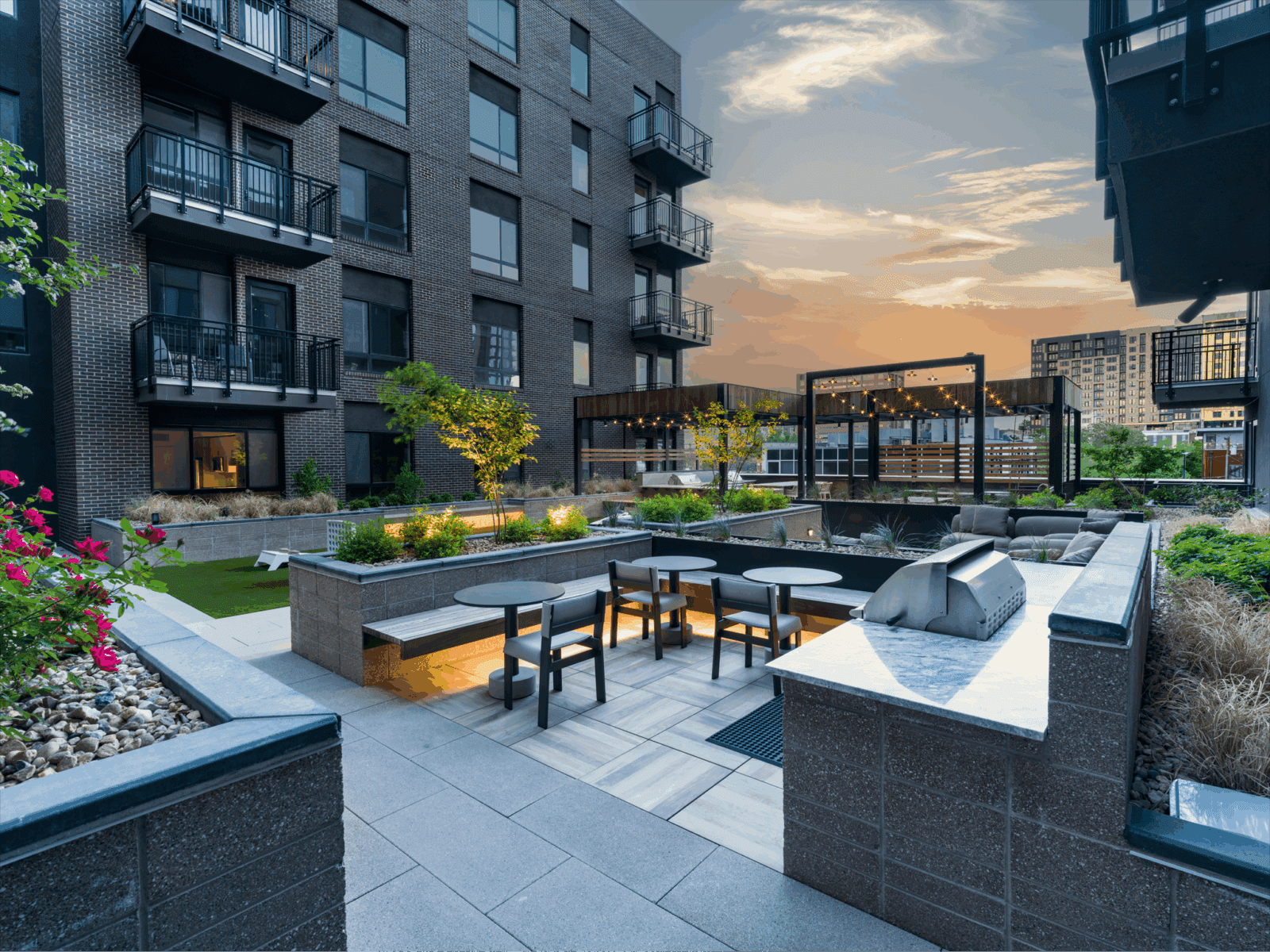 Modera Golden Triangle Apartments | Mill Creek Residential